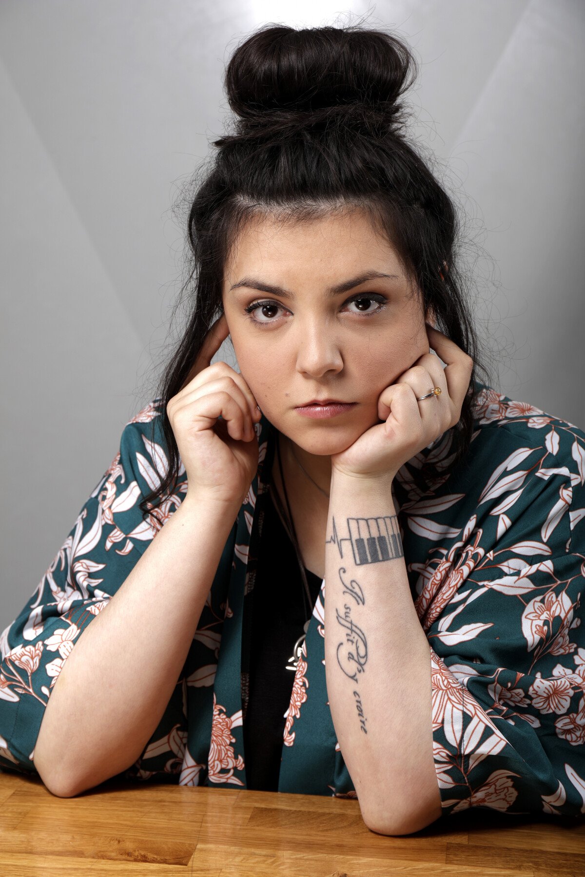 Photo : Portrait de la chanteuse Hoshi à Paris, France, le 4 avril 2018 ...