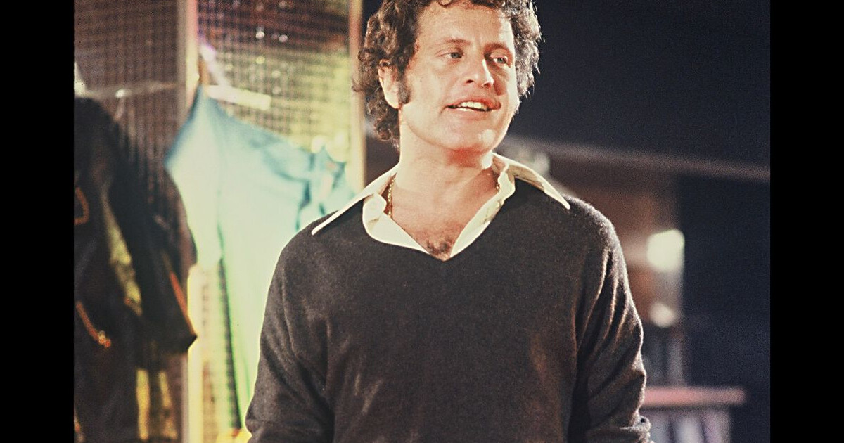 Joe Dassin mort devant ses fils : les détails de son décès tragique ...