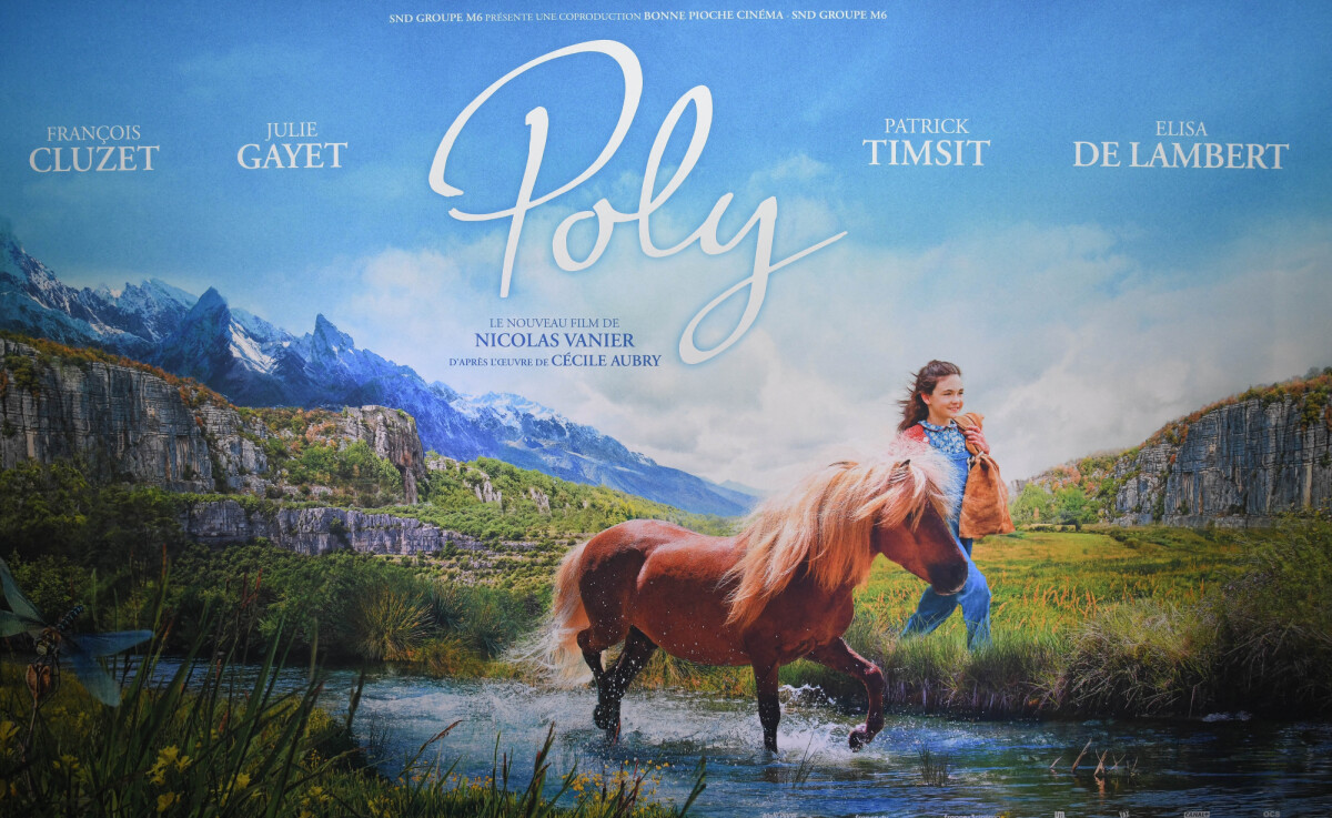 Photo : Avant-première du film "Poly" au cinéma UGC Normandie à Paris ...