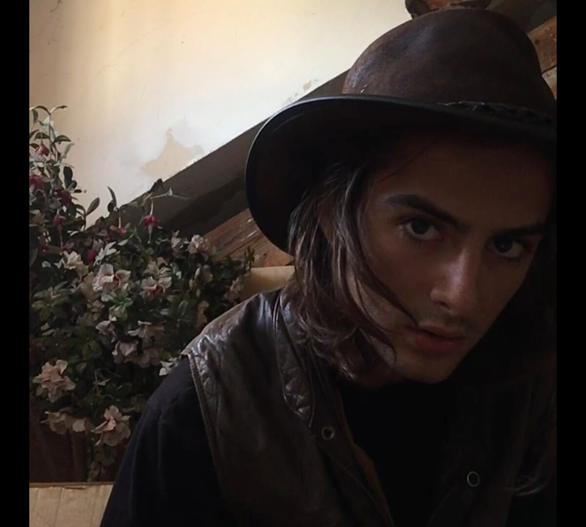 Photo : Nicolas Anselmo d'"Ici tout commence" sur Instagram, le 13 août ...
