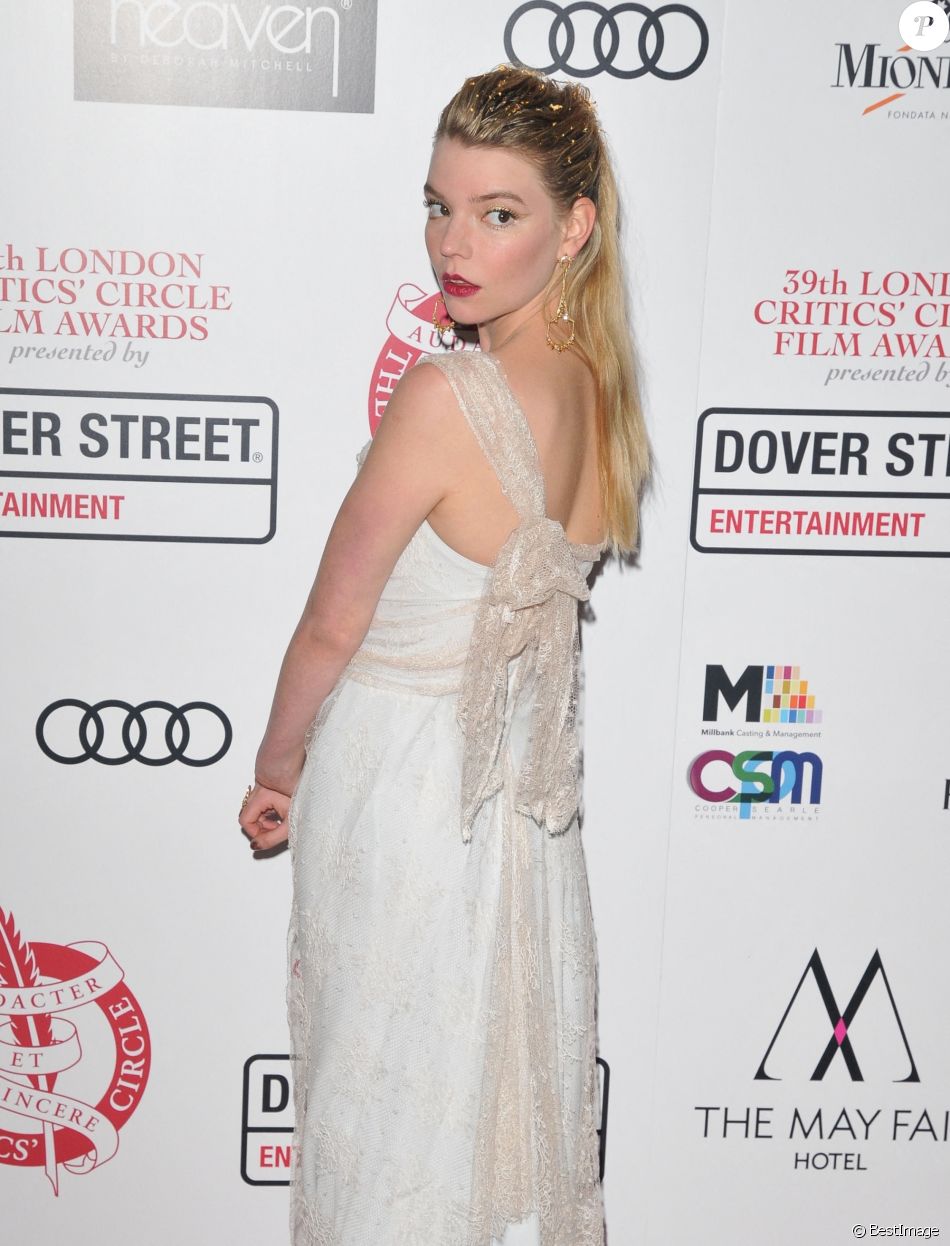 Anya Taylor-Joy à la 39ème soirée annuelle London Film Critics' Circle ...
