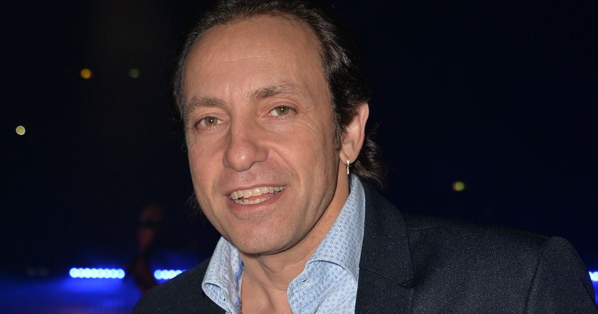 Philippe Candeloro - Première de la tournée 2017 du spectacle Holiday ...