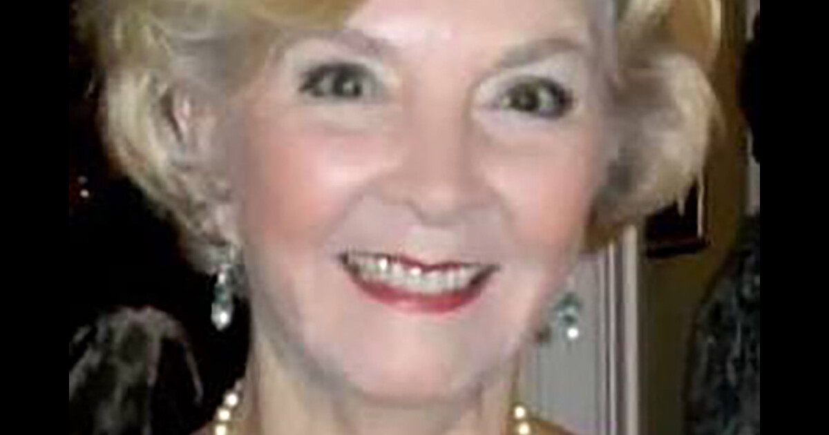 Une ancienne Miss revient à la vie après avoir été déclarée morte de la ...