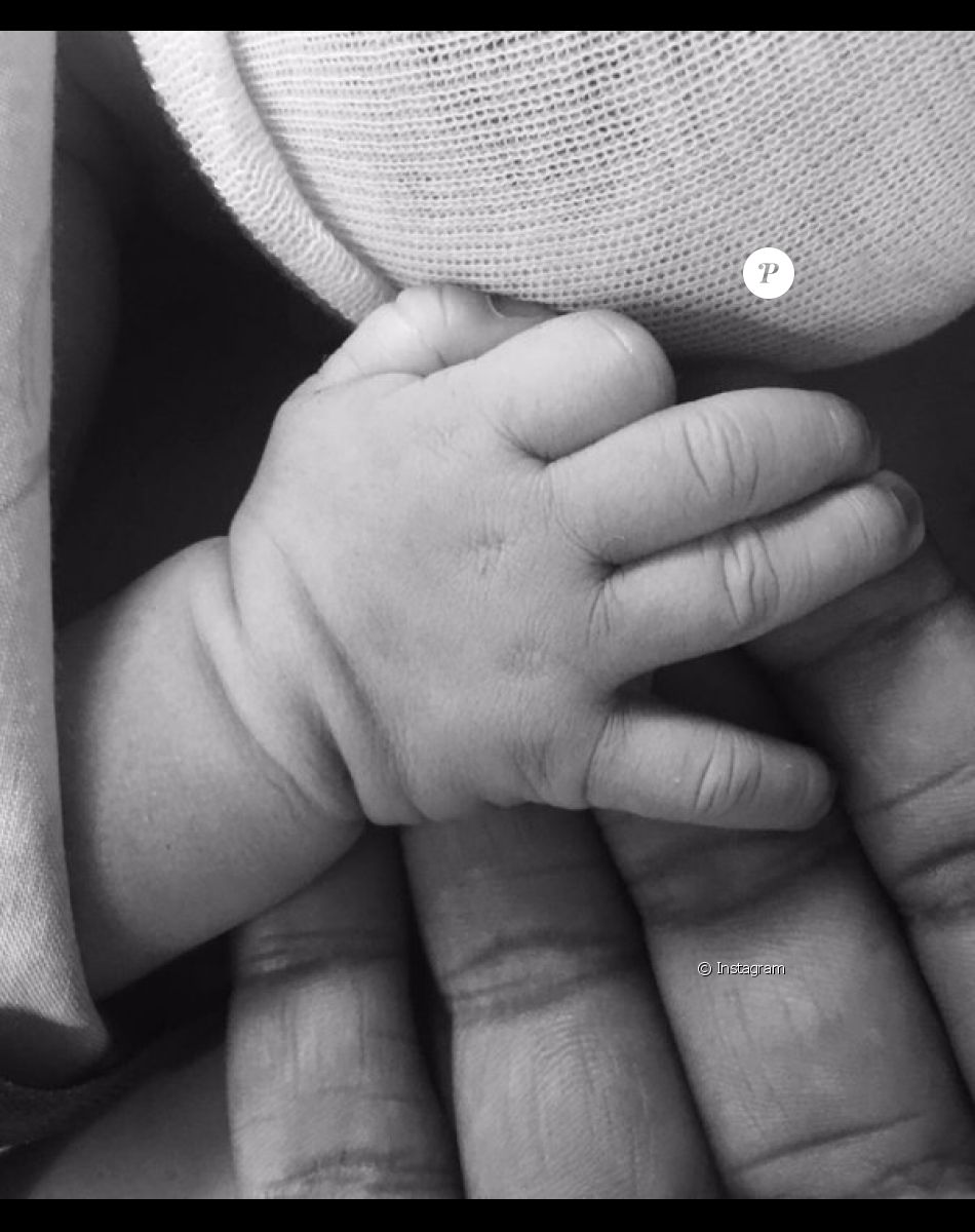 Nicolas Batum papa : un prénom très original, première photo du bébé ...