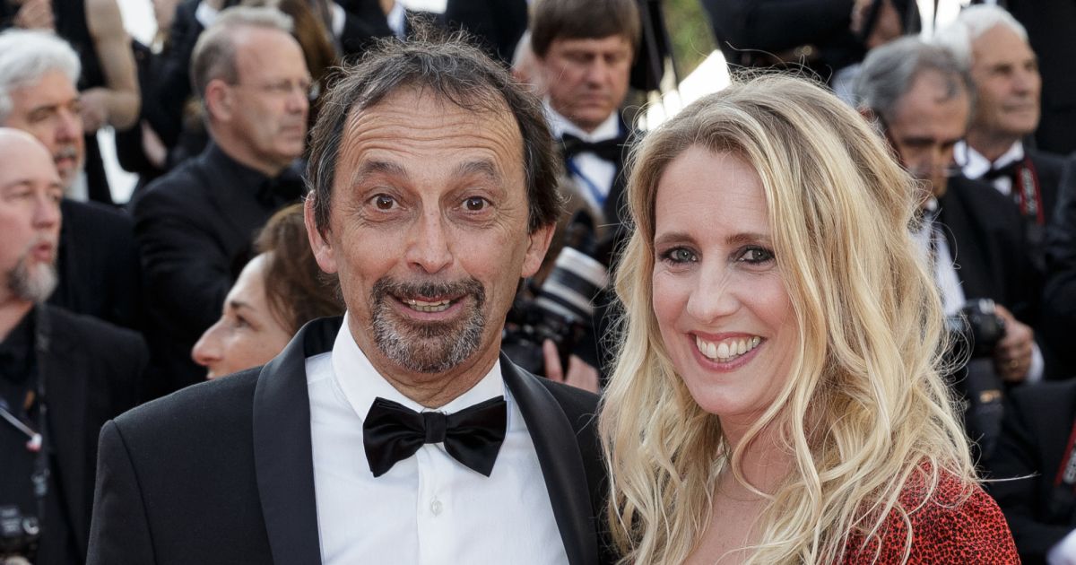 Eric Métayer et sa compagne Andréa Bescond - Montée des marches du film ...