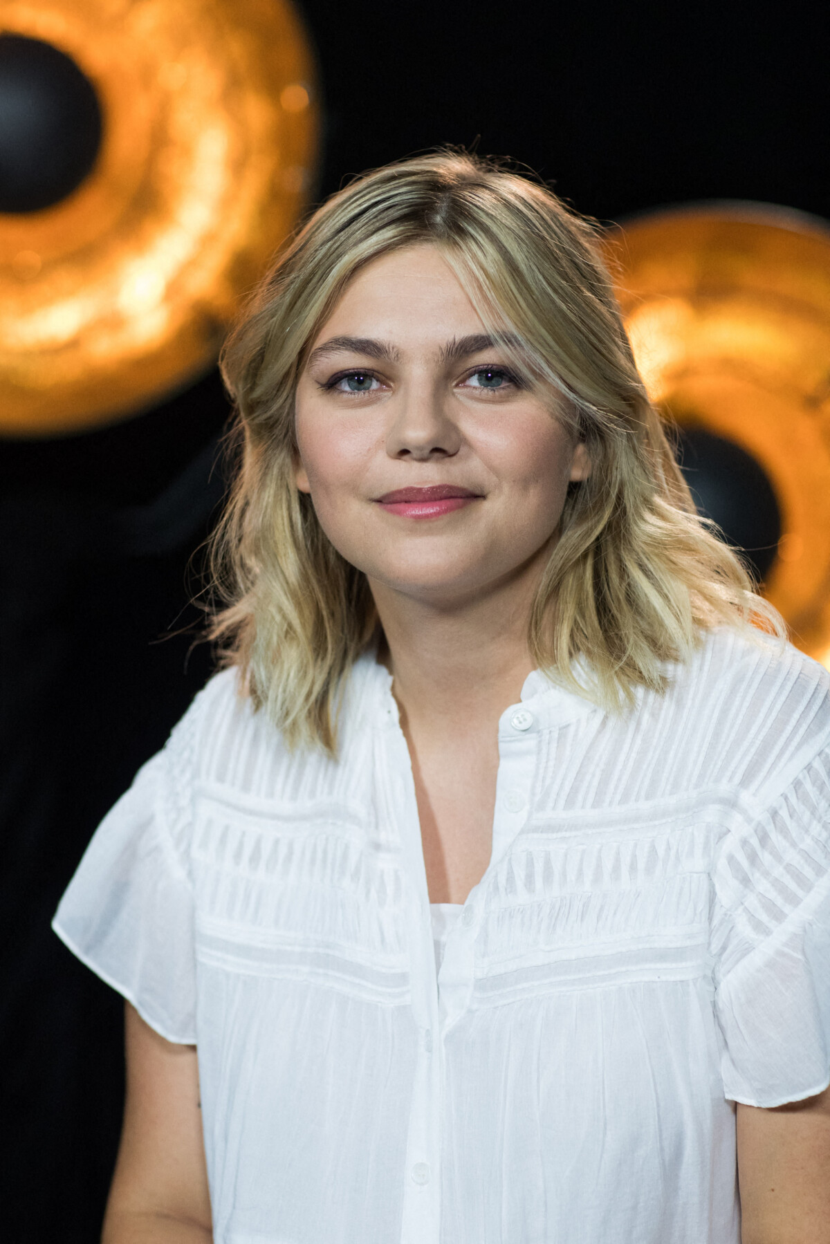 Photo : Exclusif - Louane Emera - Backstage de l'enregistrement de l ...