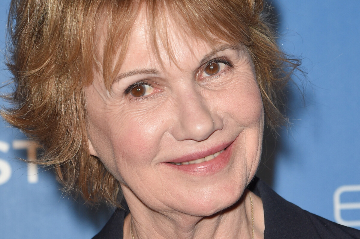 Photo : Miou-Miou à la première de "Larguées" au cinéma Gaumont Champs ...