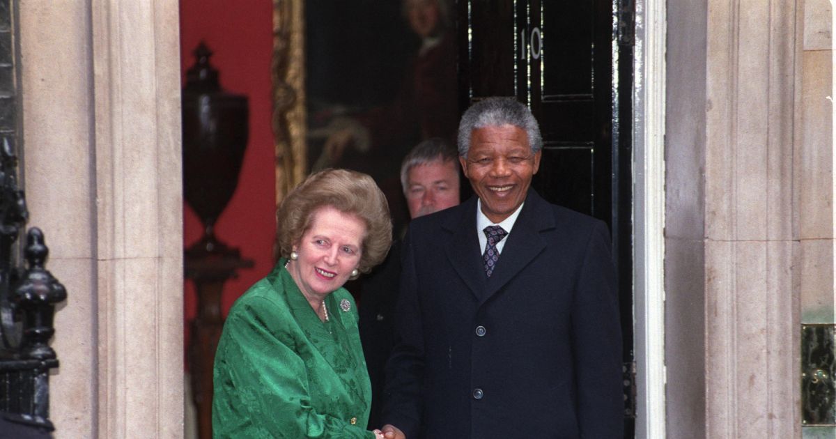 Archive - Nelson Mandela et Margaret Thatcher en 1979. - Purepeople