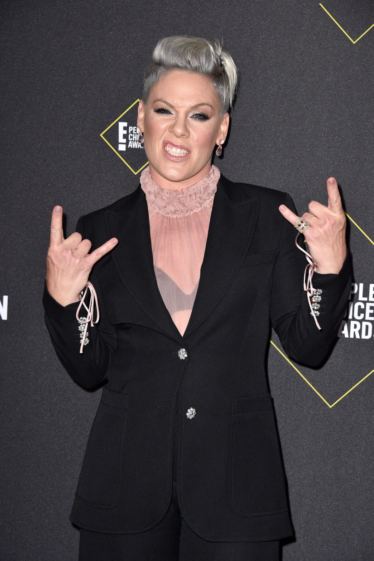 Photo : Pink assiste à la 45ème cérémonie des "E! People's Choice ...