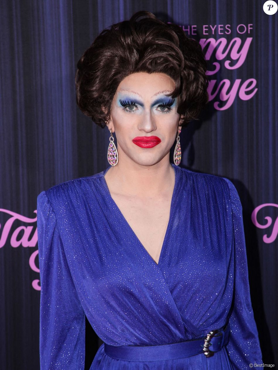 Première du film The Eyes of Tammy Faye à New York, le 14 septembre ...