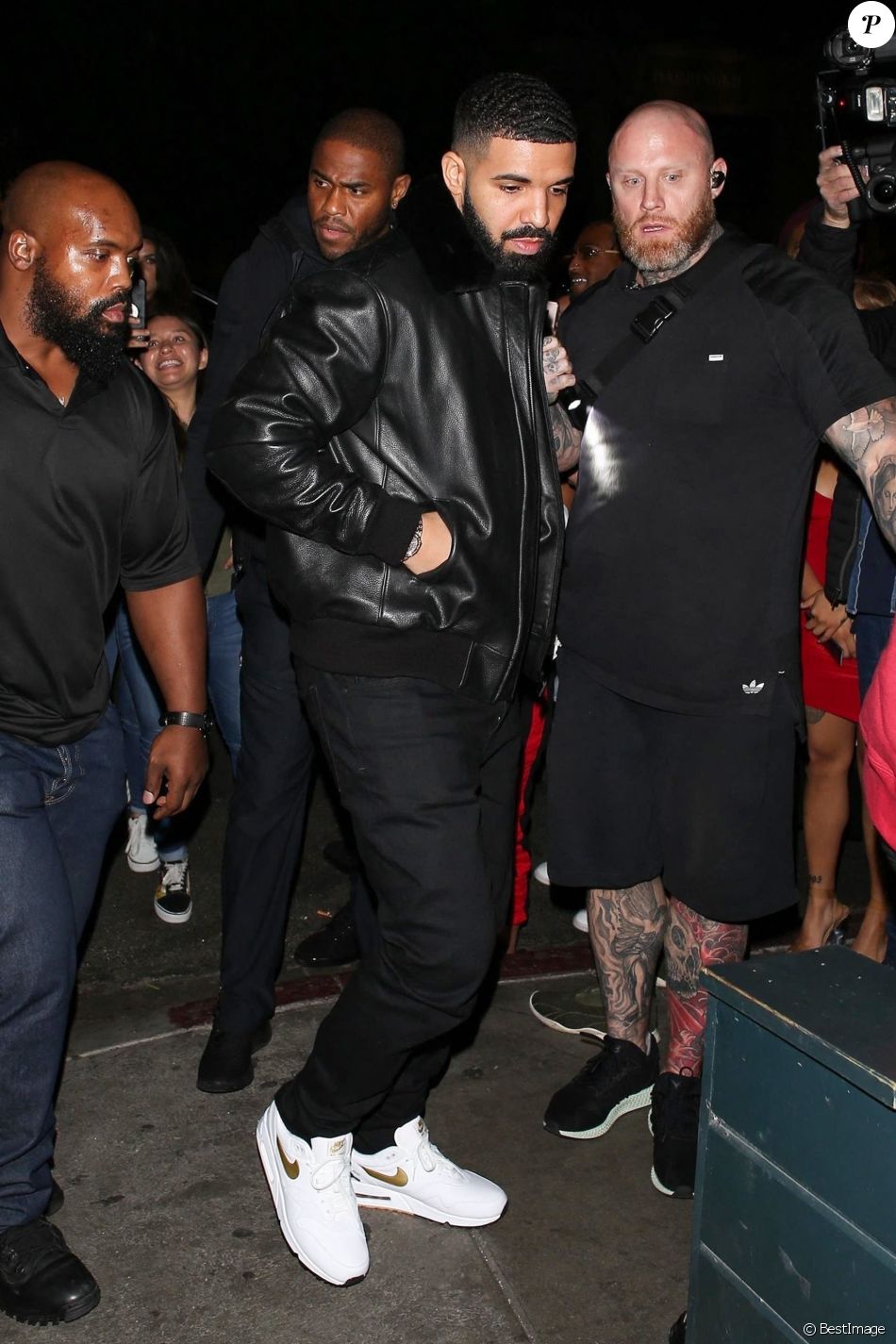 Drake arrive au club Poppy après son concert à Los Angeles, le 17 ...