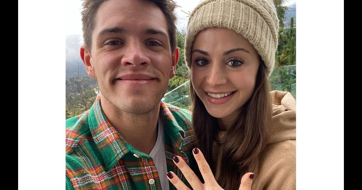 Casey Cott (Riverdale) a épousé Nichola Basara : mariage grandiose au ...