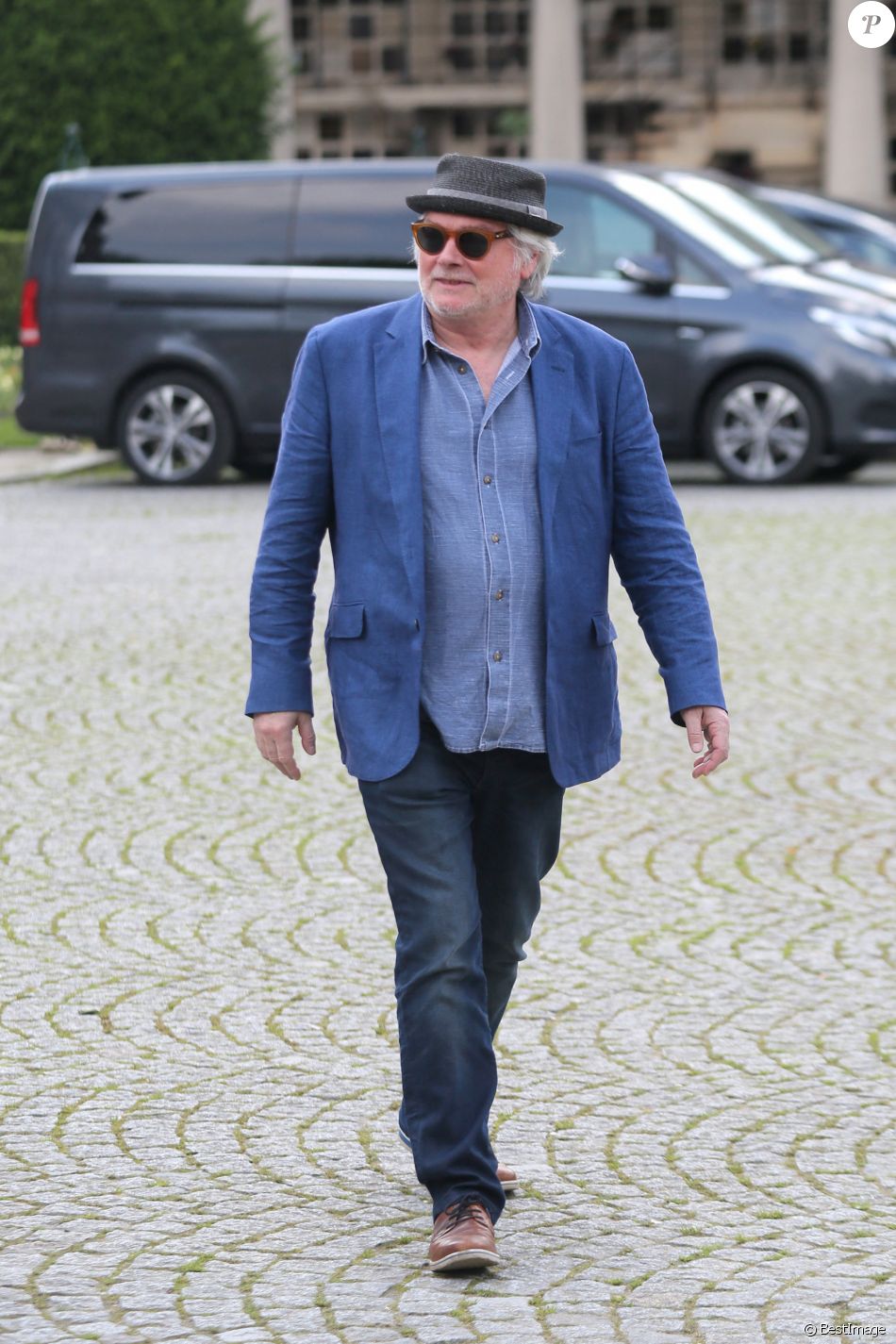 Christian Rauth - Obsèques de Pierre Grimblat au crématorium du ...