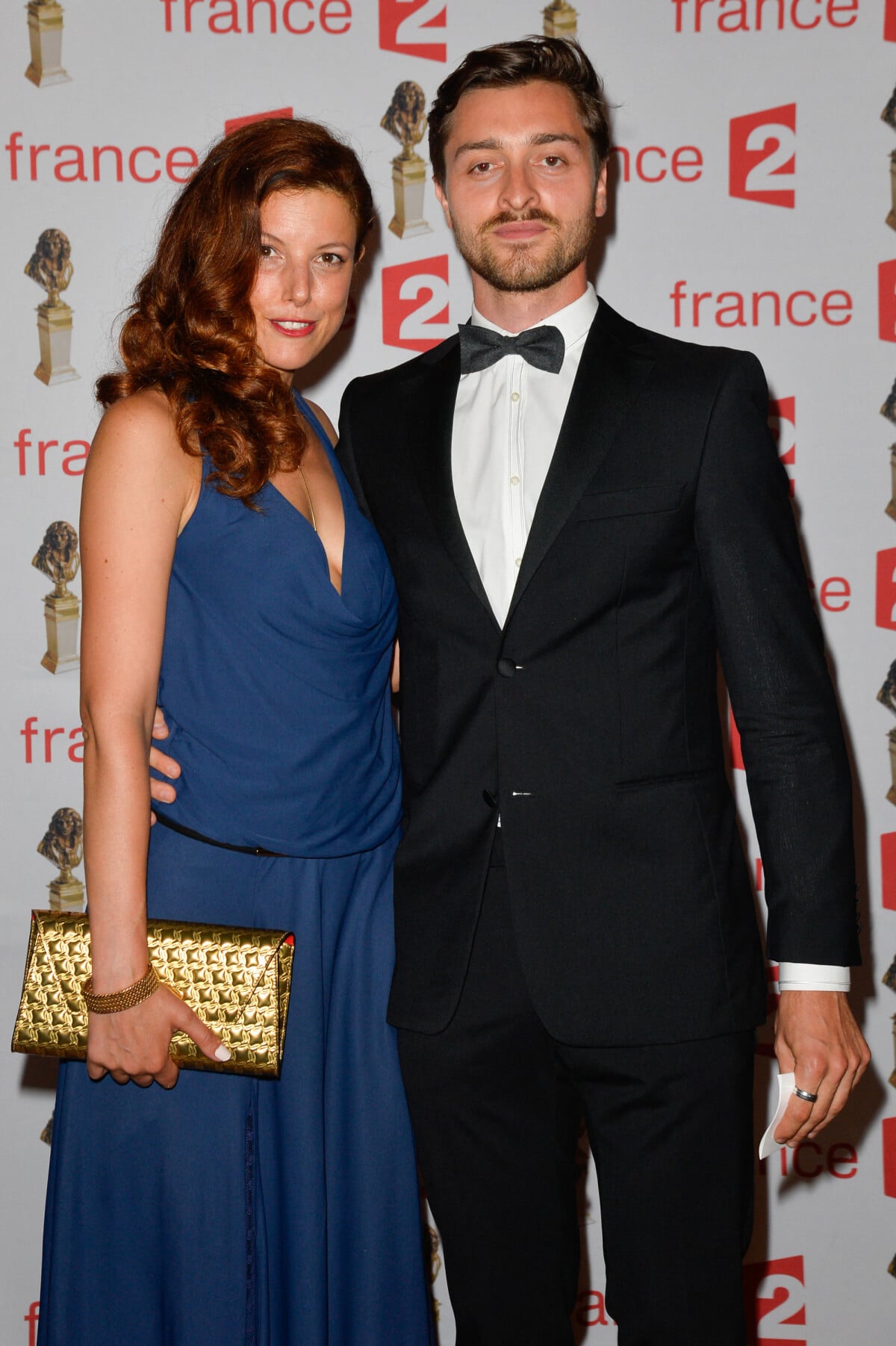 Photo : Hélène Degy (chaussures et pochette Louboutin) et Simon ...