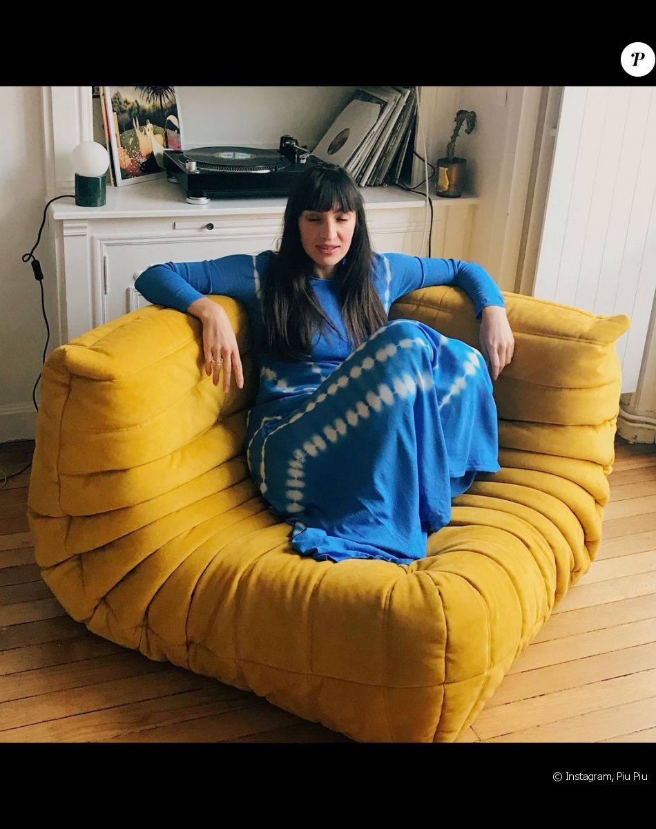 Jonathan Cohen en couple avec Piu Piu : photos de sa jolie et stylée ...