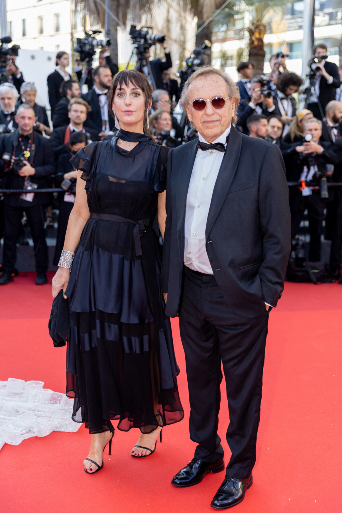 Photo : Alexandre Arcady et sa compagne Sabrina Guigui - Montée des ...