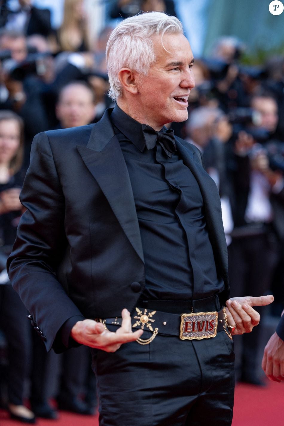 Baz Luhrmann - Montée des marches du film Elvis lors du 75ème Festival ...