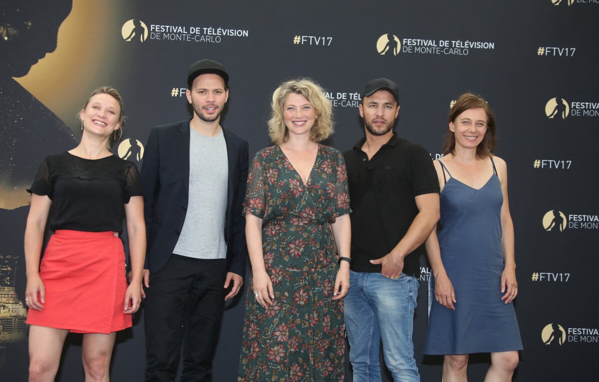 Photo : Nathalie Boutefeu, Ali Marhyar, Cécile Bois, Raphaël Lenglet et ...