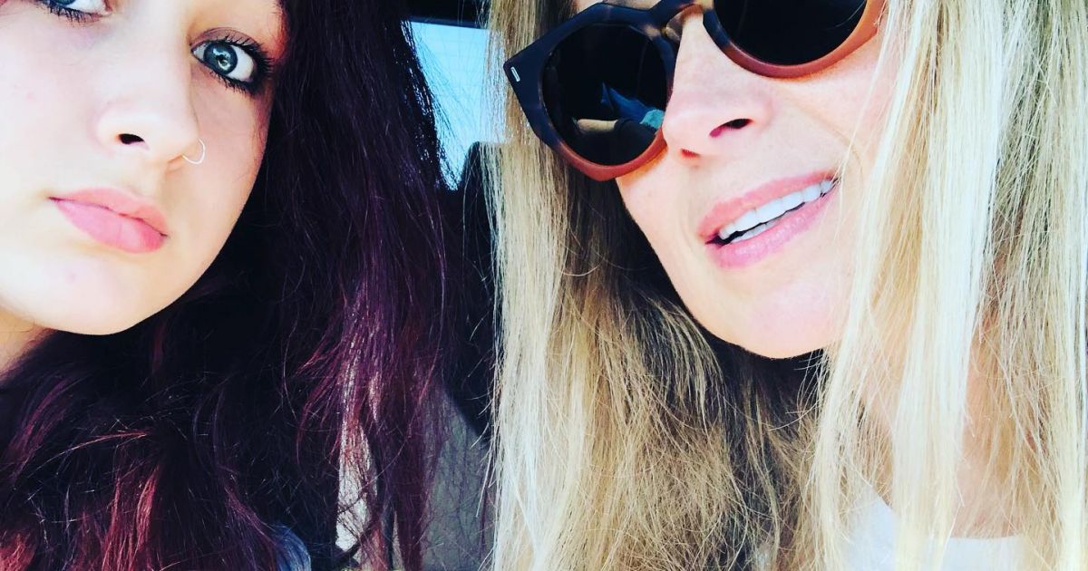 Lara Fabian pose avec sa fille Lou pour la Fête des Mères, sur Instagram. Mai 2022. - Purepeople