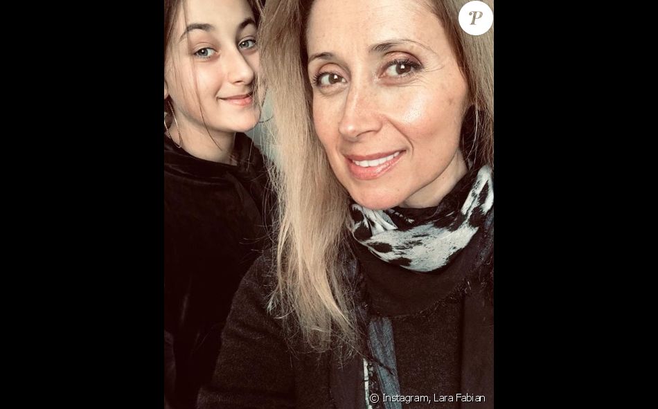 Lara Fabian et sa fille Lou sur Instagram. Le 1er décembre 2019. - Purepeople
