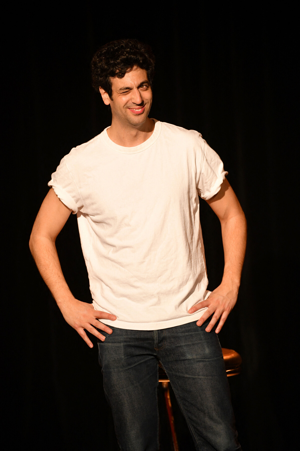 Photo : Exclusif - Max Boublil est sur scène en rodage au théâtre de la ...
