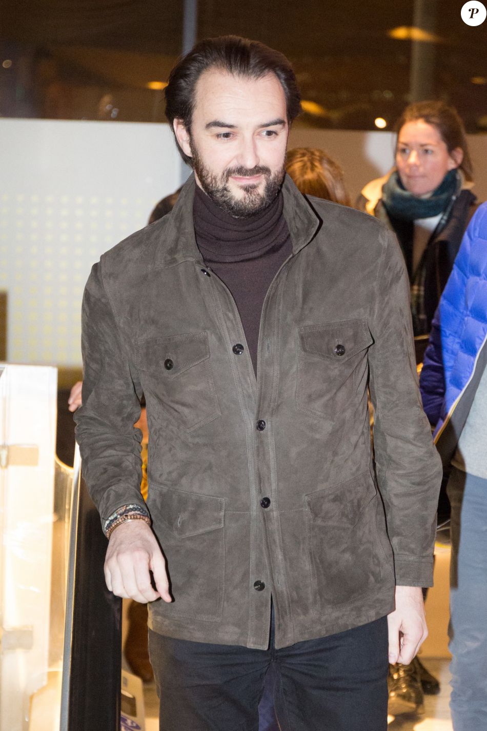 Cyril Lignac - Arrivées à l'avant-première du film Rock'n Roll au Pathé ...