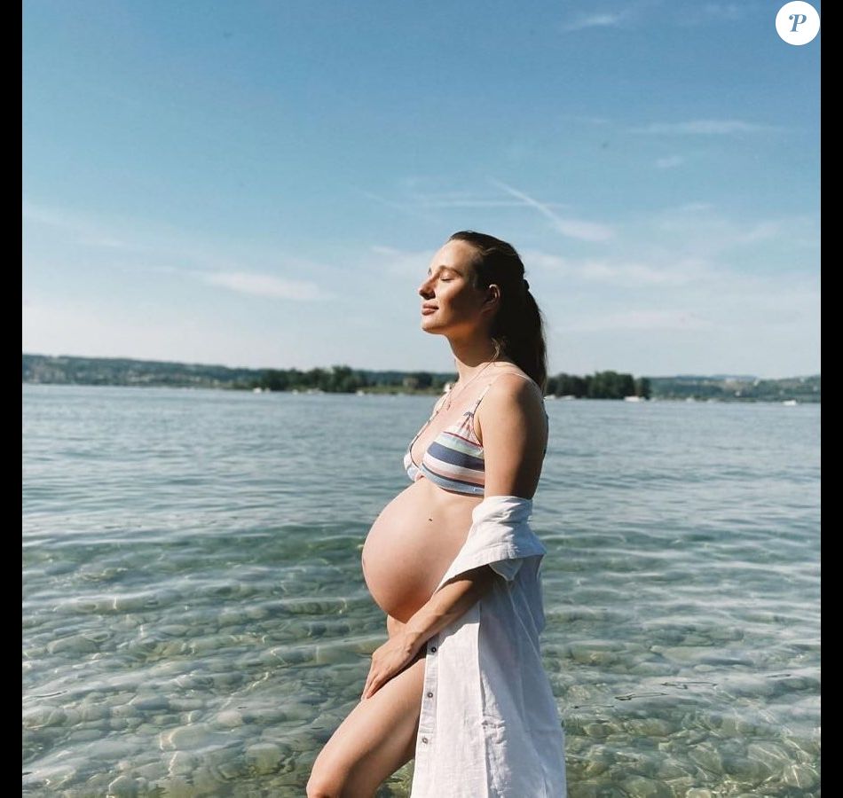 Ilona Smet enceinte sur Instagram. Le 3 juin 2022. - Purepeople