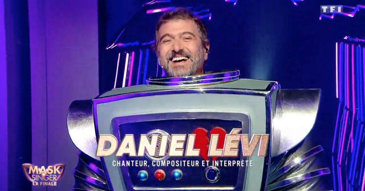 Daniel Lévi était le Robot - Emission Mask Singer. - Purepeople