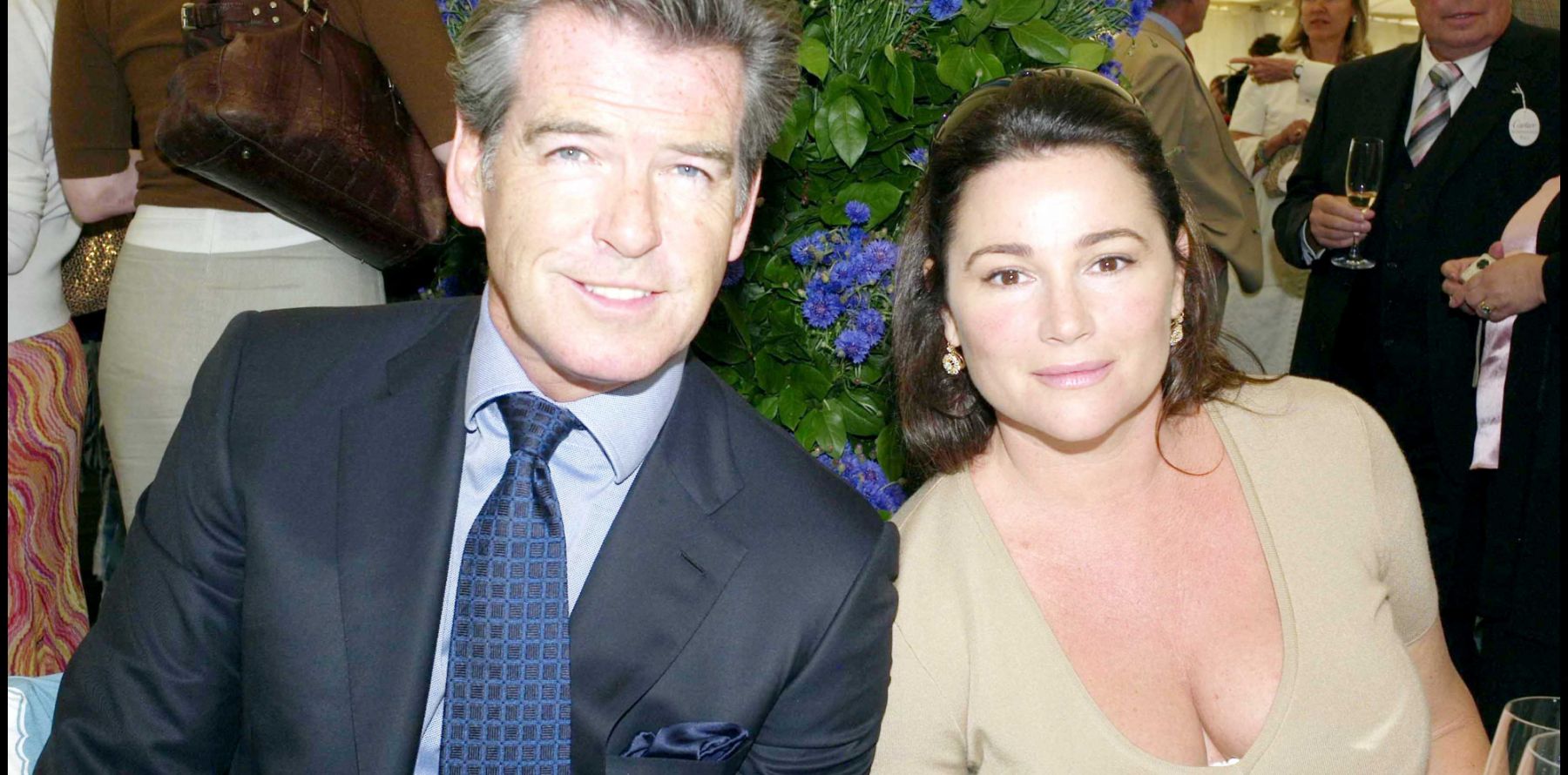 Pierce Brosnan, beau gosse à son mariage avec Keely Shay Smith : il ...