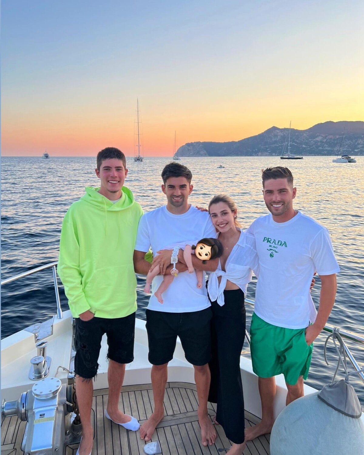 Photo : Enzo Zidane et sa fiancée Karen célèbrent les deux mois de leur ...