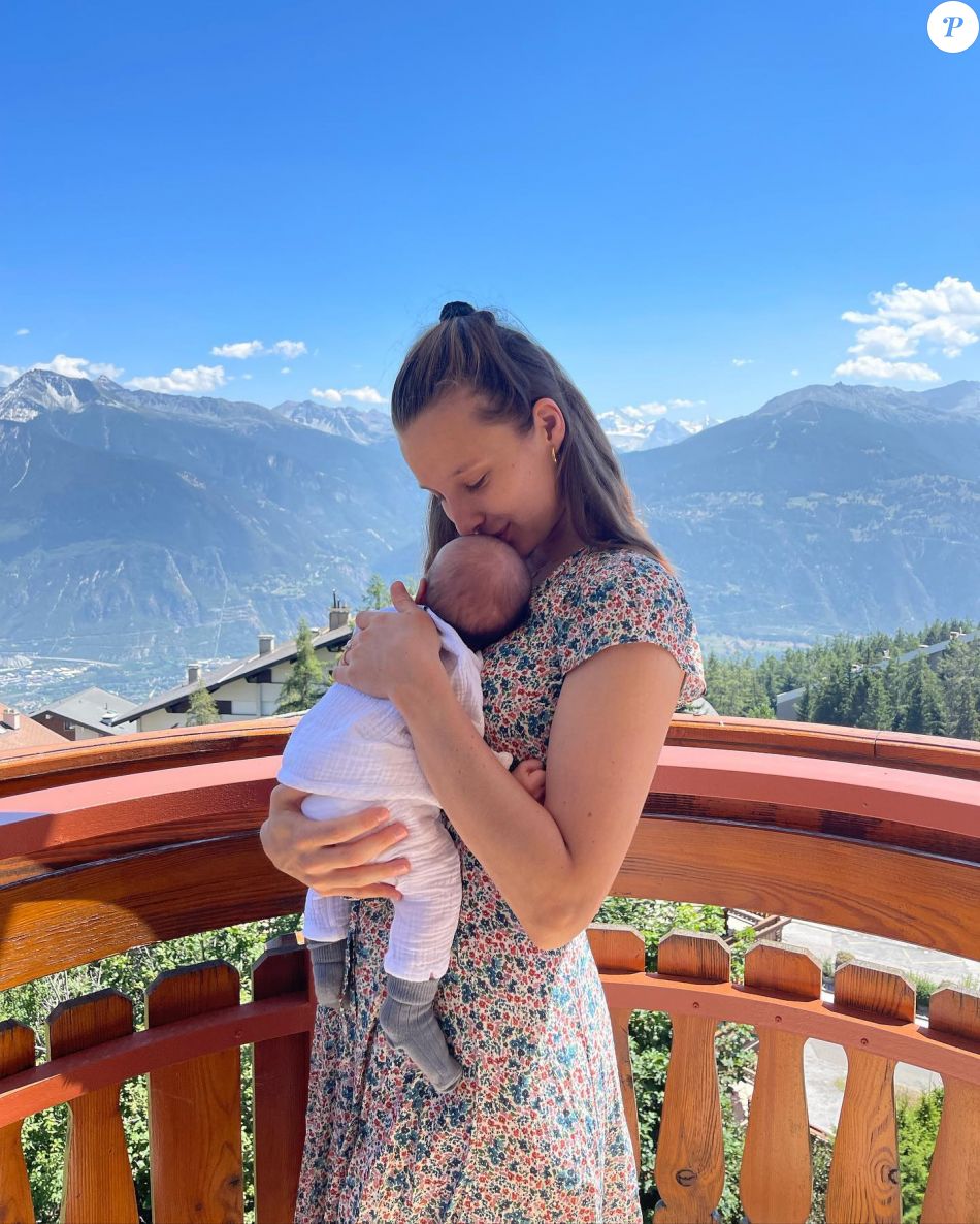 Ilona Smet et son fils sur Instagram. Le 24 juillet 2022. - Purepeople