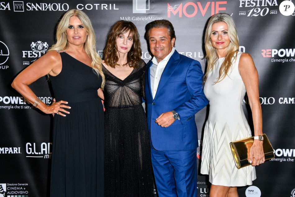 Tiziana Rocca, Anne Parillaud, Francois-Marc Sastre, Ileana Turrini au ...