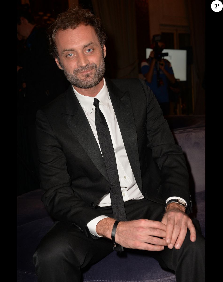 Augustin Trapenard en couple : photos avec son "Ken", un sacré beau ...