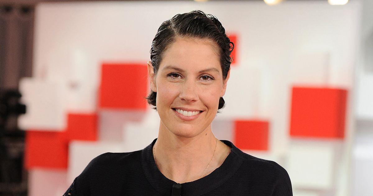 Exclusif - Fanny Leeb lors de l'enregistrement de l'émission Vivement ...