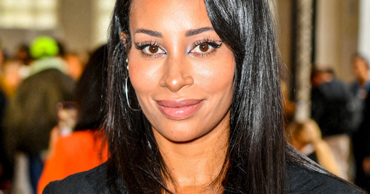 Demdem au Front Row du défilé Victoria/Tomas Collection Femme Prêt-à ...