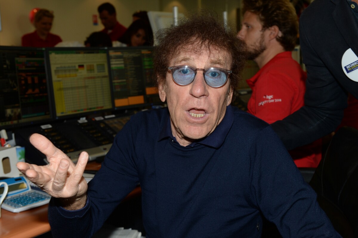 Photo : Alain Souchon - 14e édition du Charity Day dans la salle des ...