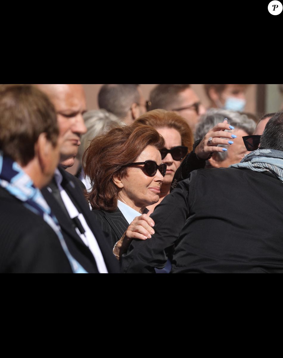 Bernard Tapie : Ses deux femmes, Michèle (morte brutalement) et ...