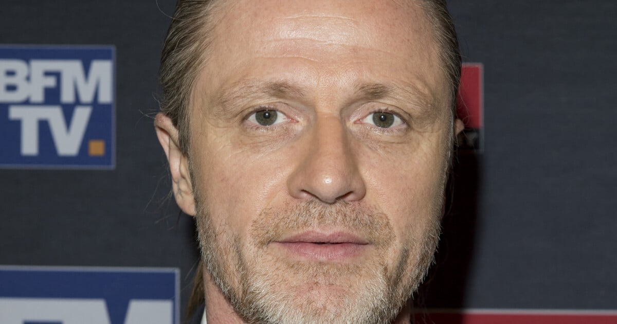 "Hors sujet", "manque de respect" : Emmanuel Petit en remet une couche ...