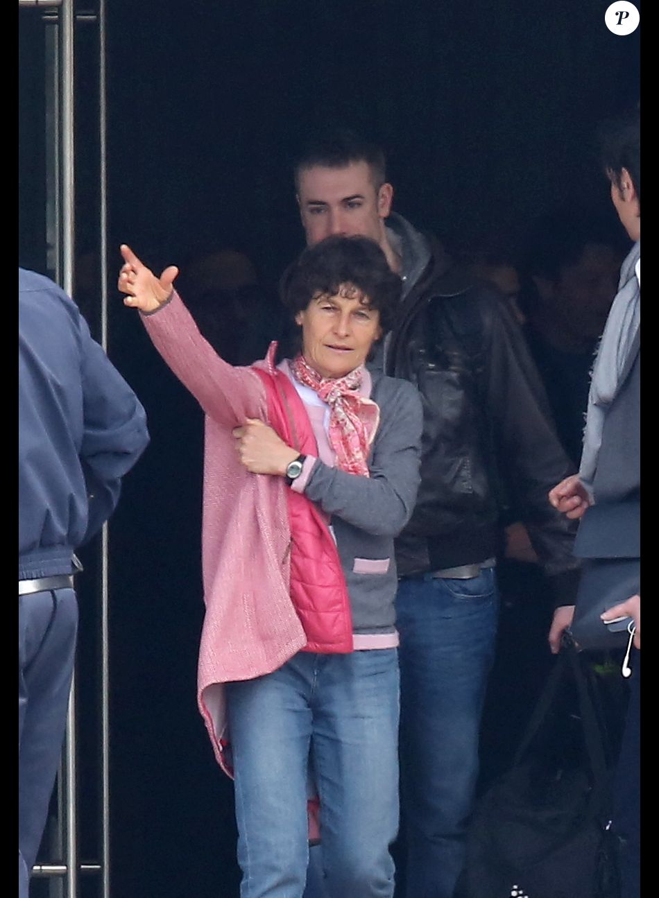 Jeannie Longo L'avion ramenant d'Argentine l'équipe de l'émission ...
