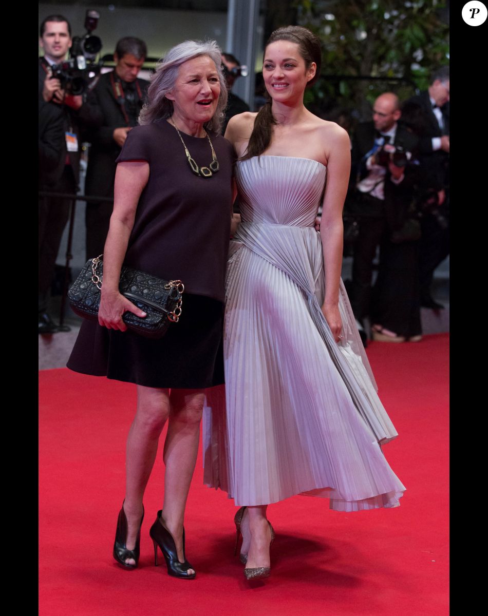 Marion Cotillard, sa mère Niseema, une ex-enfant battue : "Je l'admire ...