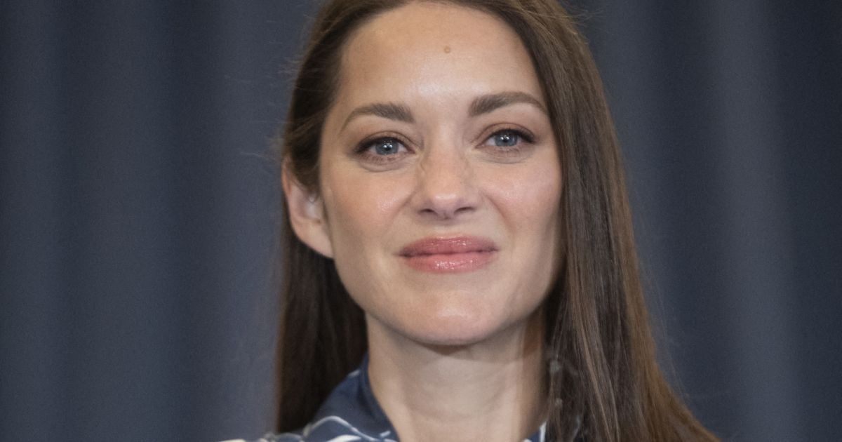 Marion Cotillard lors de la présentation de la pièce Jeanne d'Arc au ...