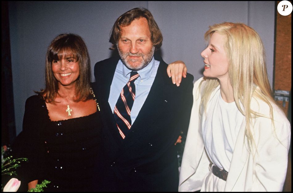 Sylvie Vartan en 1991 avec Jean-Jacques Debout et Chantal Goya - Purepeople