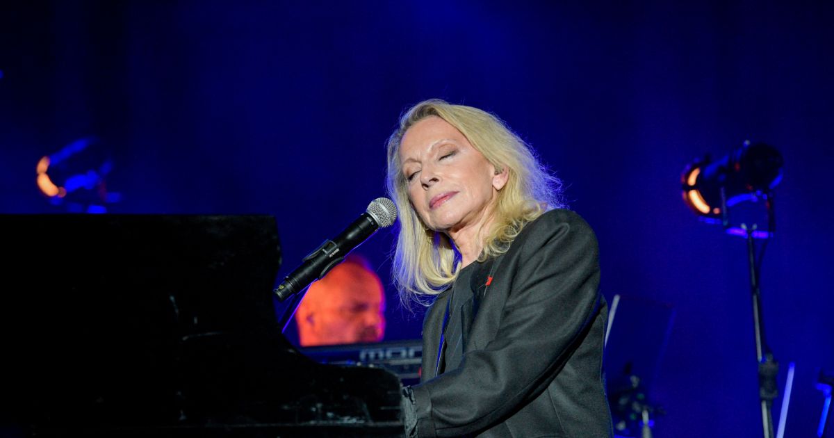 Exclusif - Véronique Sanson en concert pour le festival du château de ...