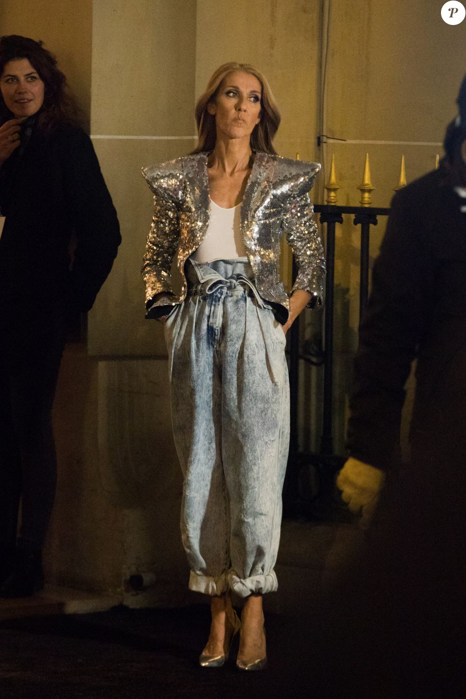 Céline Dion en tournage pour la maison l'Oréal à l'hôtel Plaza Athénée ...