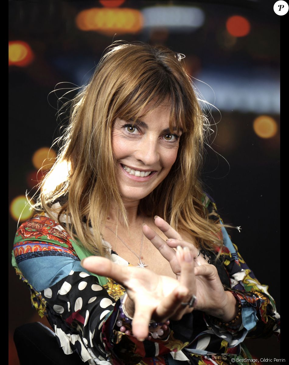 Eve Angeli mariée : elle dévoile à quoi ressemble son mystérieux ...