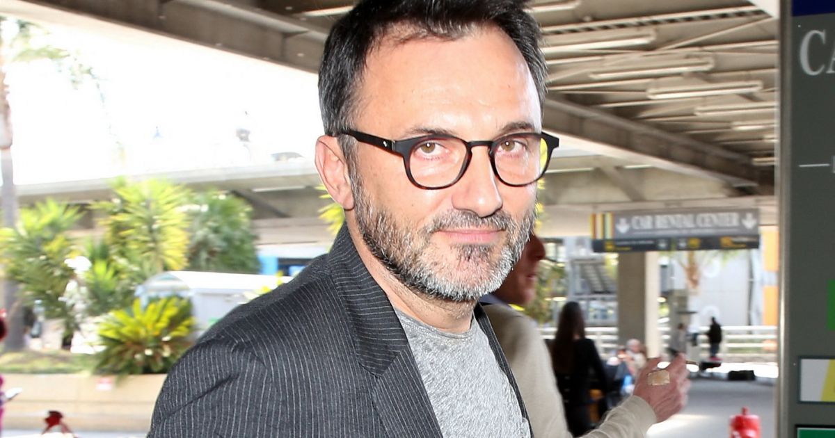 Frédéric Lopez arrive à l'aéroport de Nice pour le 69ème Festival ...