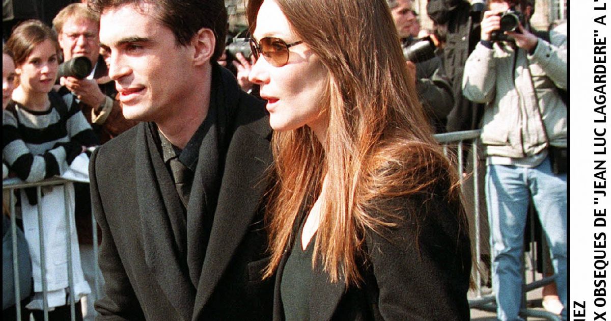 Carla Bruni et Raphaël Enthoven aux obsèques de Jean-Luc Lagardère à ...