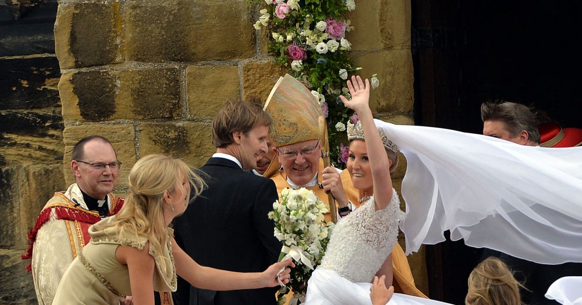 Chelsy Davy (ex petite amie du prince Harry), demoiselle d'honneur et ...