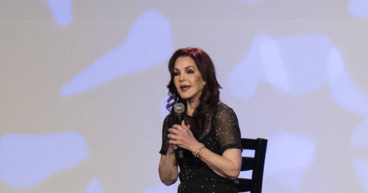Tom Brown et Lisa Marie Presley au 40ème anniversaire de la mort Elvis ...