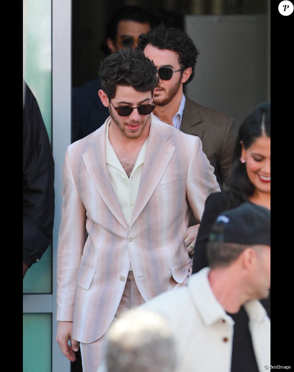 Priyanka Chopra et Nick Jonas, grande première ! Le visage de leur ...